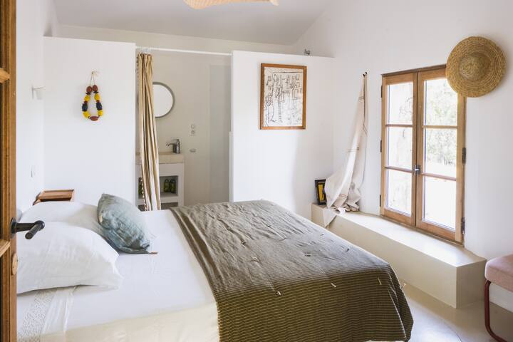 Chambre Dans Mas Provencal Entièrement Rénové - L'Isle-sur-la-Sorgue