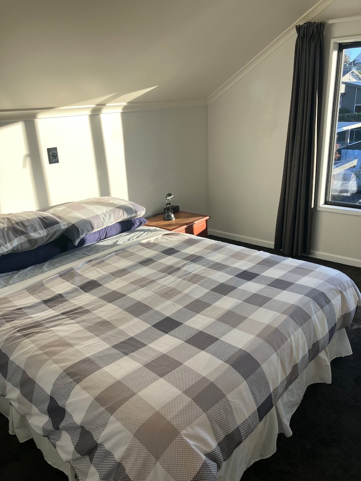 Sunny House With Games Room - Hastings, New Zealand