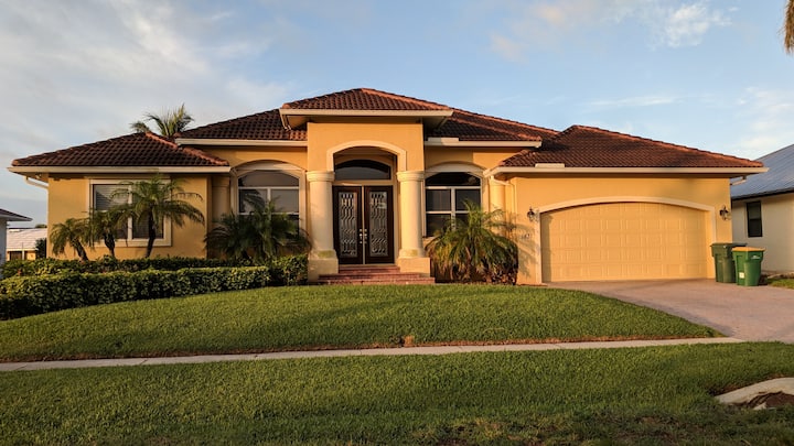 Beauty On The Water - Marco Island, FL
