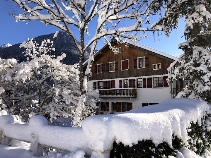 14 Bed Chalet Near Morzine, Portes Du Soleil. - Les Gets
