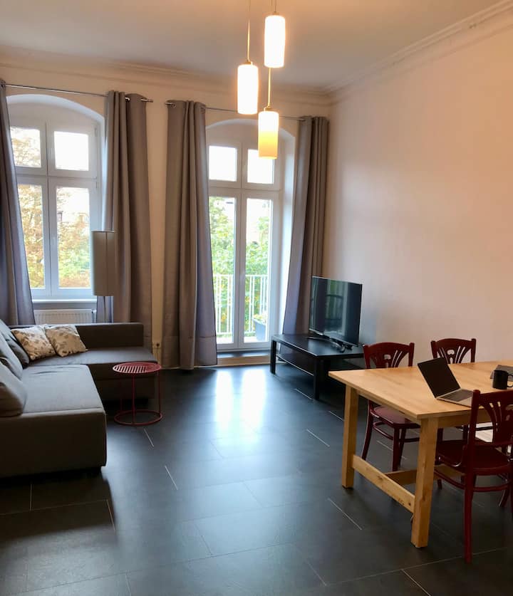 Modern Apartment In Prenzlauer Berg, Gesundbrunnen - Berlín