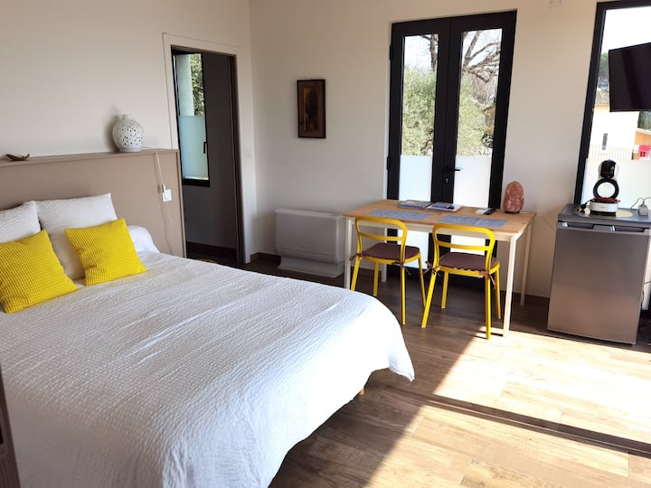 La Parent'aise, Suite "Prana" Chez L'habitant - Montauroux