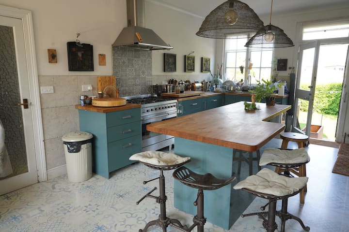 End Terraced Family House - Edinburgh