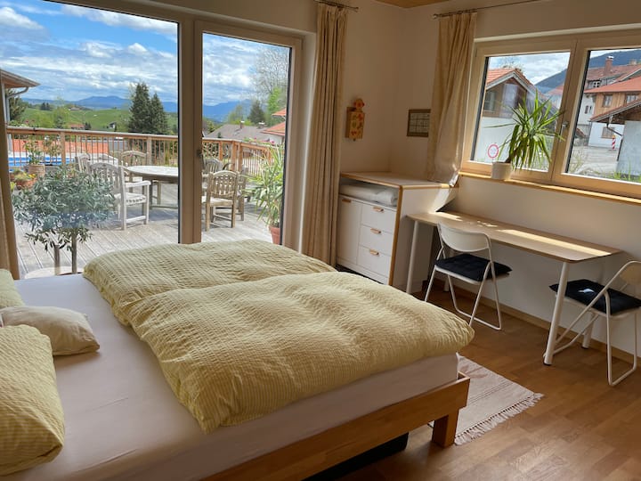 Sonniges, Ruhiges Zimmer Mit Weitblick - Unterammergau