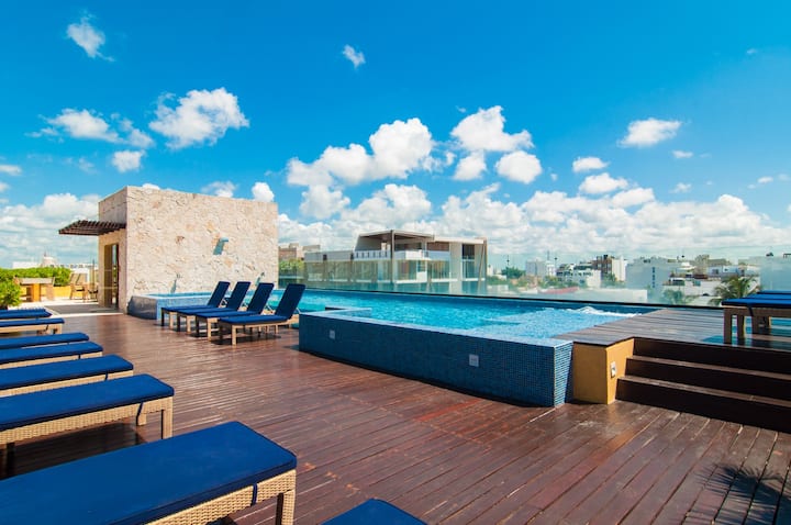 Fabulous Penthouse With Jacuzzi Trendy Location - Playa del Carmen