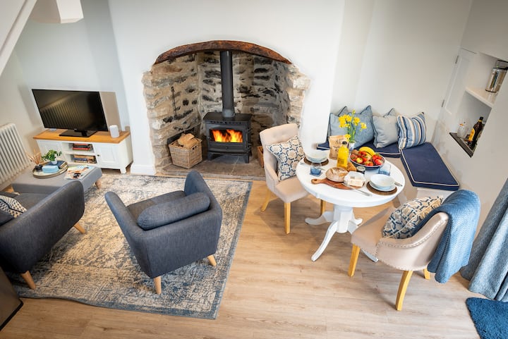 Peaceful Cosy Cottage | Wood Burner & Hot Tub - Kirkby Lonsdale