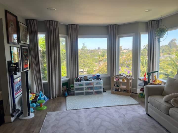 Bungalow In The Hills - Lakeside, CA