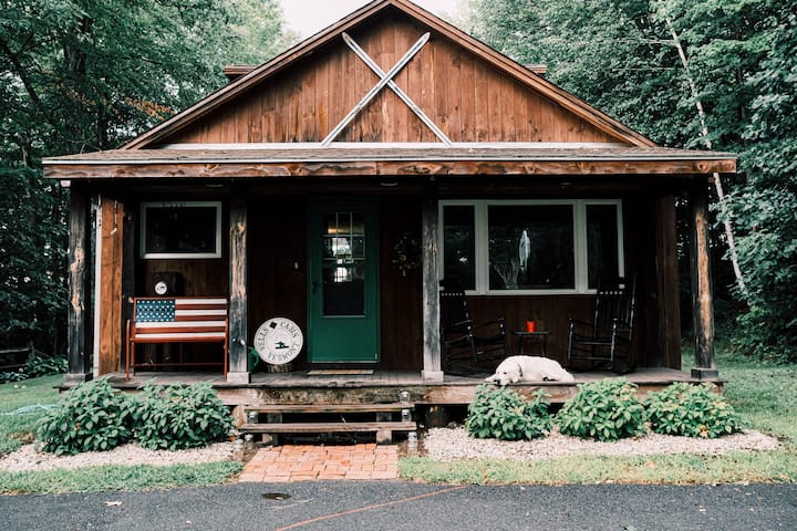 Wells Cabin: Escape To The Green Mountains! - Claremont, NH