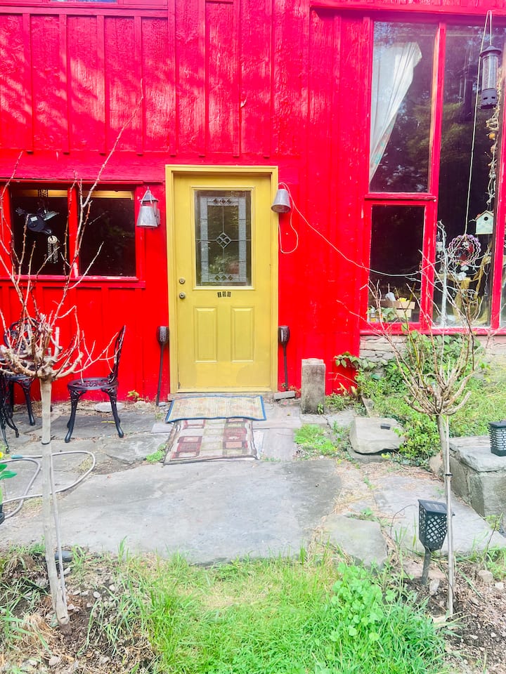 Bucolic, Cozy Hudson Valley Studio Near All - New Paltz, NY