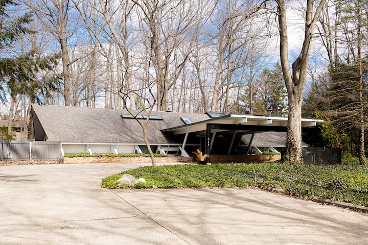 Mid Century Modern A- Frame Nestled In The Woods - Michigan City, IN