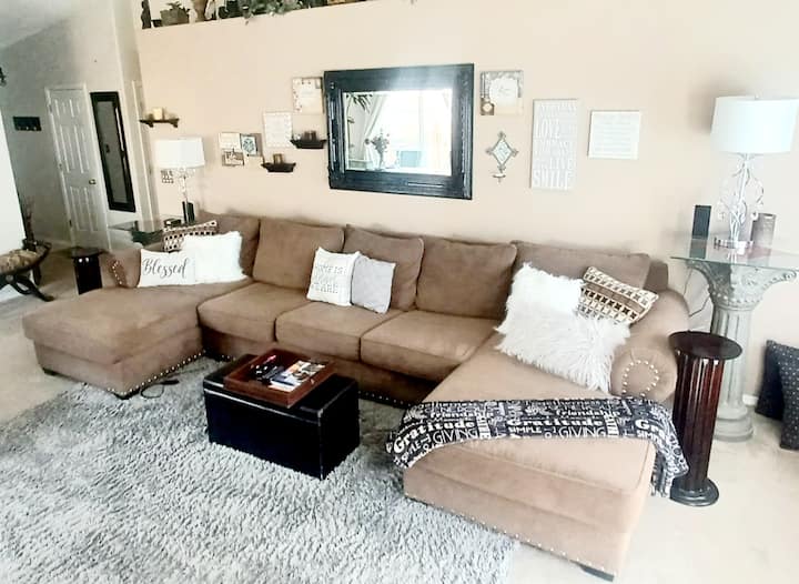 Extend Your Stay Entire Home Master Suite - Sparks, NV