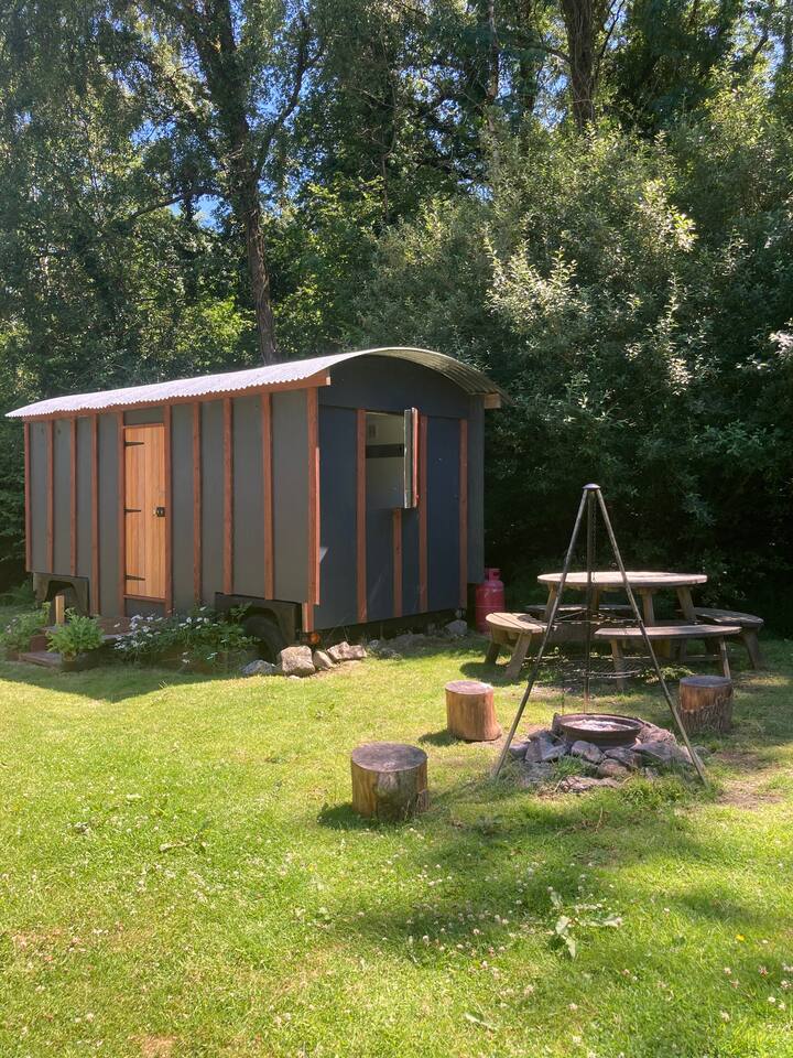 Dartmoor Greyface Shepherds Huts - Dartmoor Forest
