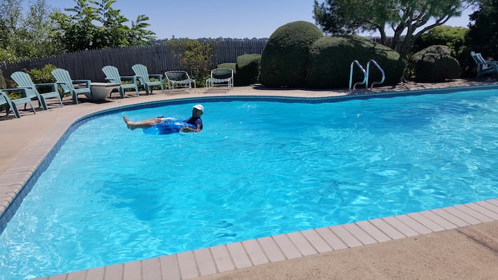 4br Home With Spectacular Ocean Views, Near Town - Newport, RI