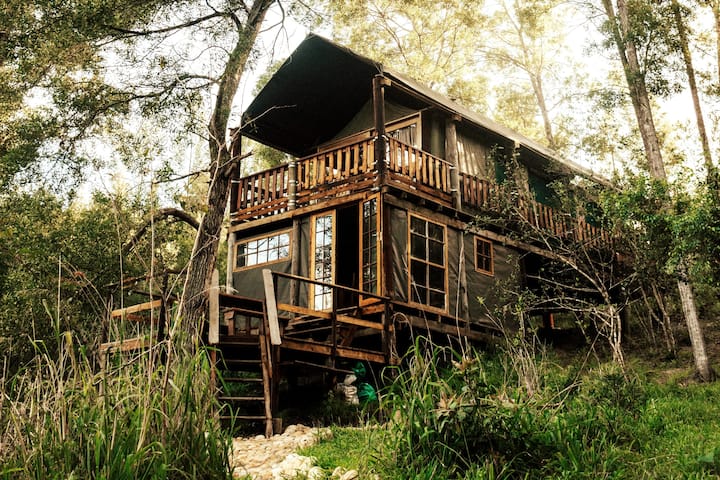 Family Tented Treehouse - Fernhill Guest Farm - Knysna