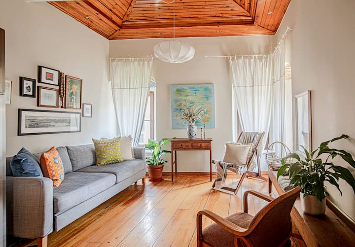 Stylish Rooftop Apartment | Bright & Central - Estambul