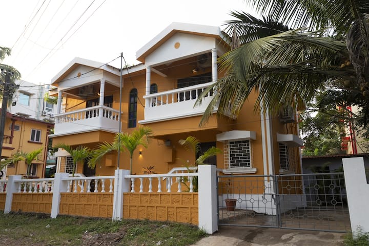 Aspireamarelovilla~6bhk~wifi~ac~beach500m~candolim - Goa