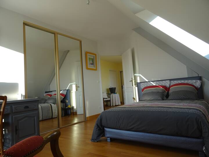 2 Chambres Privées, Maison Jardin Vue Cathédrale - Chartres