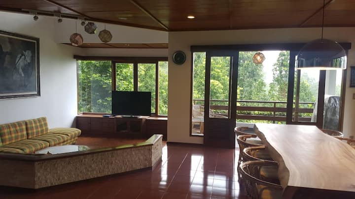 Top View Villa Alas Langit At Megamendung, Puncak - Cisarua