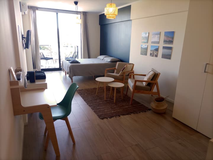 Amplio Estudio En Palermo Hollywood - Buenos Aires