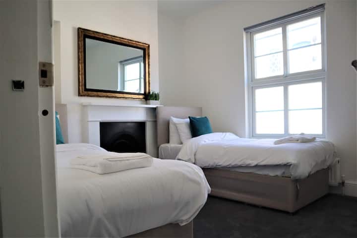 2 Bed Rooms W/garden Northampton - Northampton