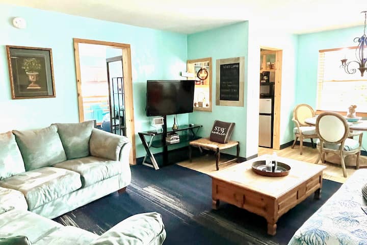 Cozy Tropical Oasis Near Port, Beach & Shops - Fort Lauderdale, FL