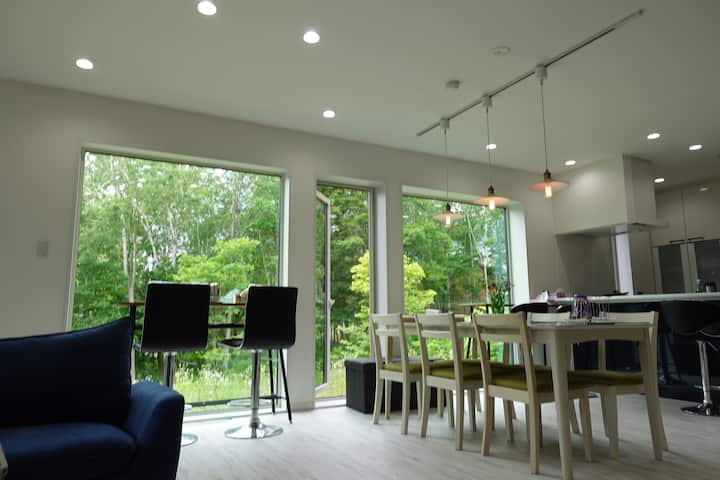 Cloud9 R203 Twin Beds. Few Min To Lift Ask Vacancy - Date