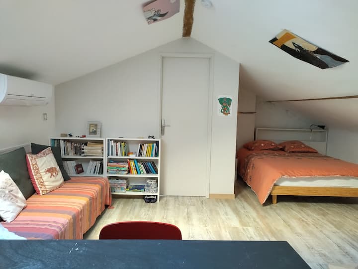 Chambre Climatisée, Salle De Bains Privative - Sète