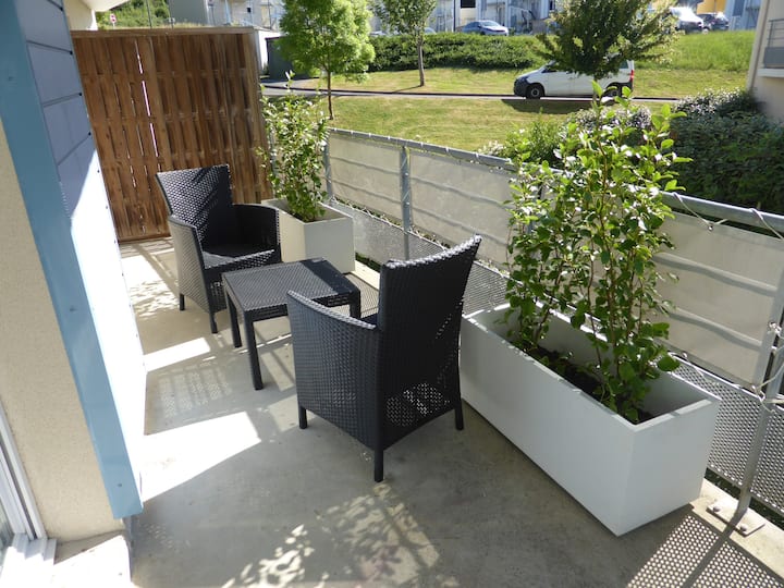Grand T2 Récent, 2mns Parc Expos, Parking - Quimper