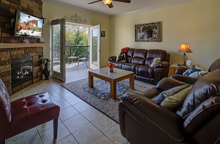 2 Pools, Whirlpool, 7 Br & 6 Ba. 6 König Meister Br. Schlafmöglichkeiten Für 20 Bis 40 - Tennessee