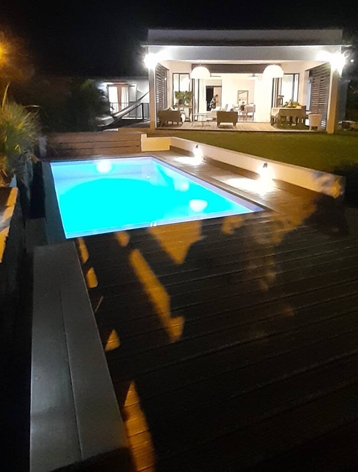 Villa Lombok St-gilles Grand Fond Pied Dans L'eau - La Réunion