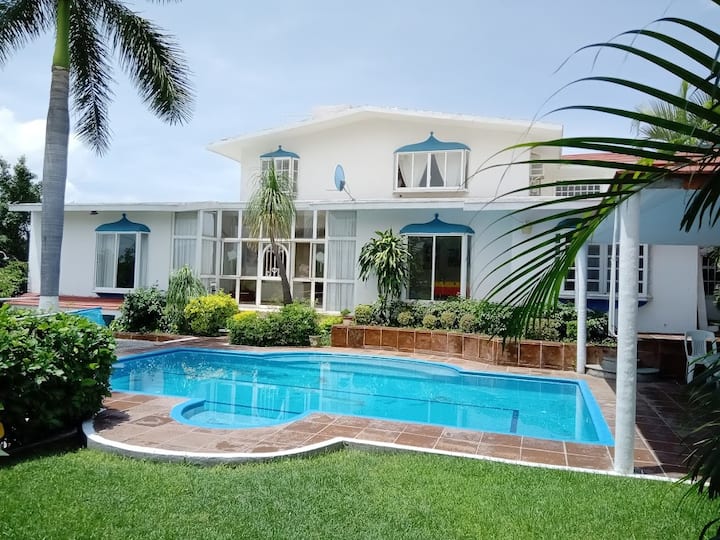 Villa Sanford En Fraccionamiento Las Brisas - Xochitepec