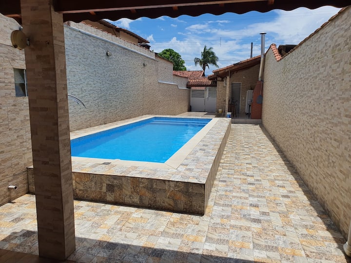 Charmosa E Espaçosa Casa Em Bertioga/sp - Bertioga