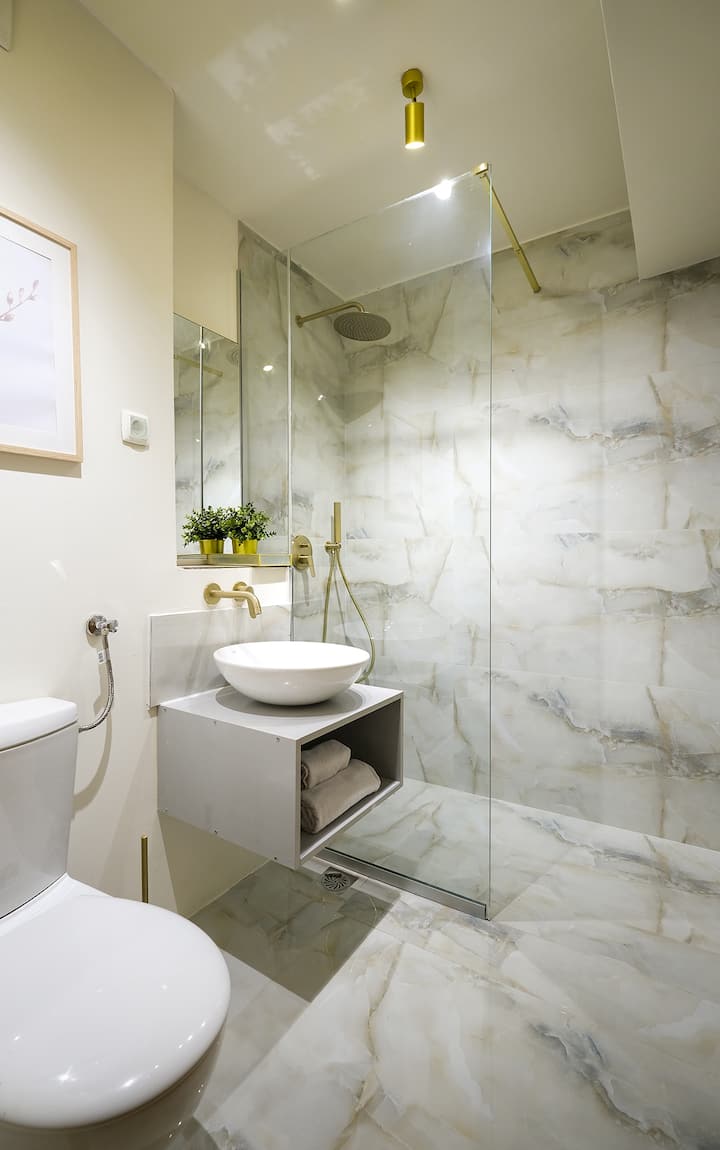 Modern Old Town Gem | 1 Min To City Hall & Sebilj - Sarajevo