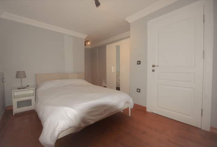 Newly Built Historical 1+1 Flat Close To İStiklal - Estambul