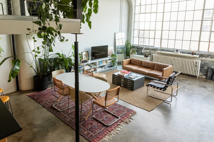 Bright Trendy Leslieville Loft - Toronto