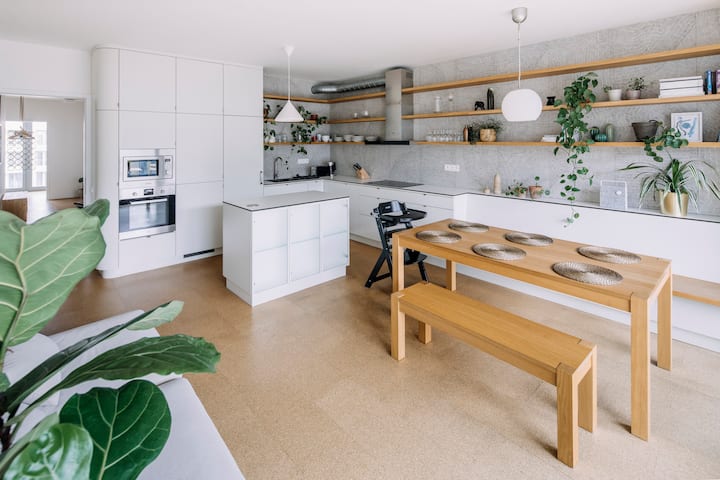 ♡ Family Apartment, 3 Bedrooms, Parking, Top Area - Prague