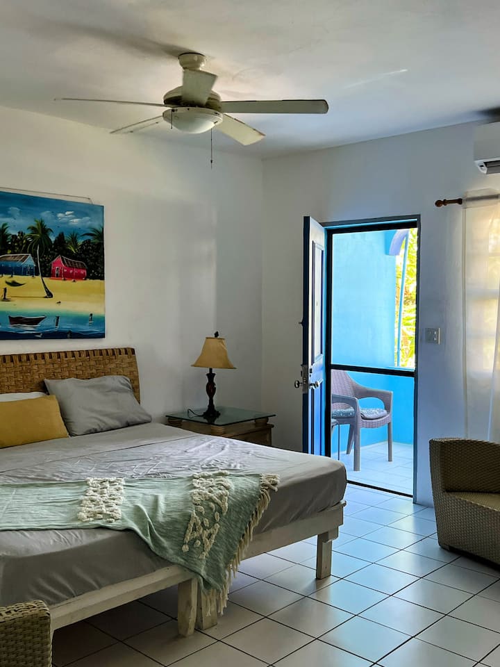 One Bdr Apt Close To Bars Restaurants And Beach - Anguilla