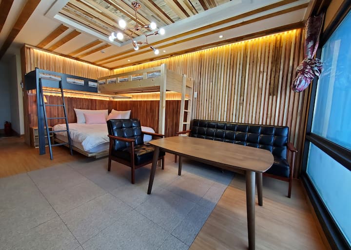 Jeju Woljeongri Badahyanggi Pension - Ciudad de Jeju