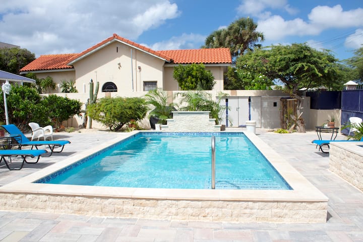 Studio Across The Beach - Aruba