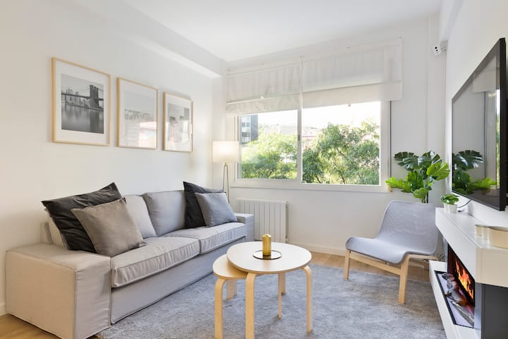 Suites4days Ronda Guinardó Park Guell - Sant Cugat del Vallès