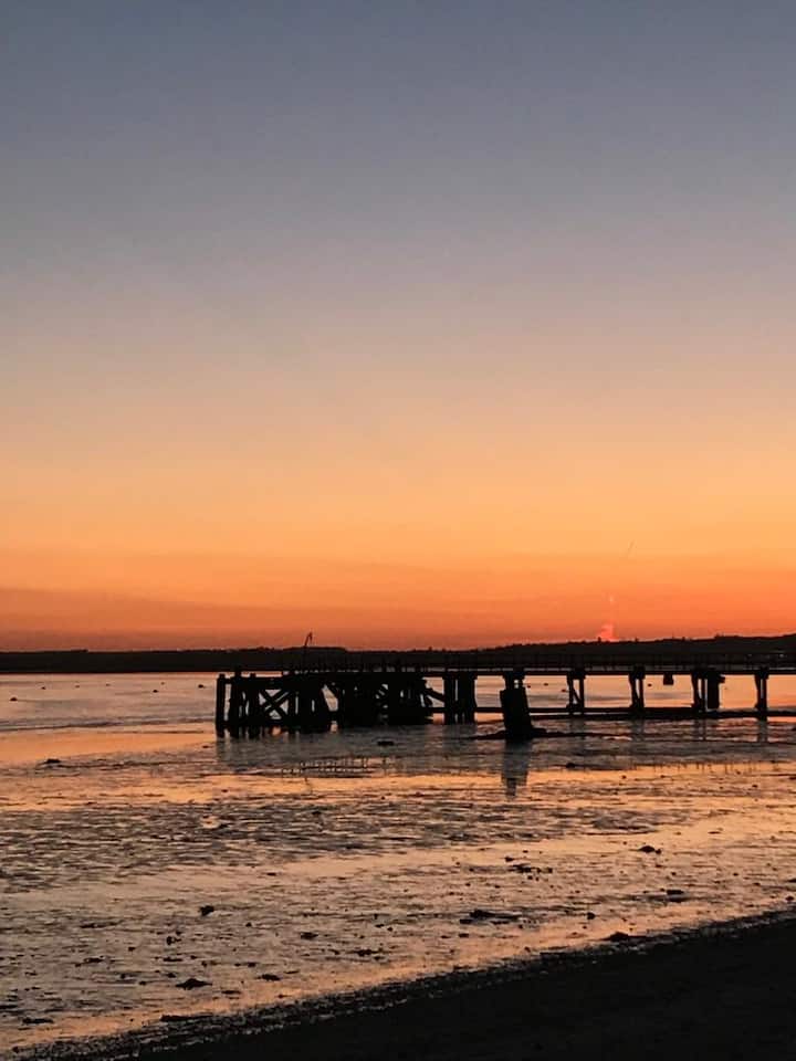 Coastal 98- Large Family Beach House - Corfe Castle