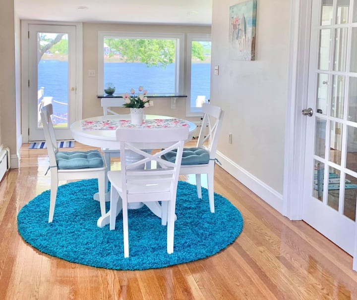 Sea Cottage - Rhode Island