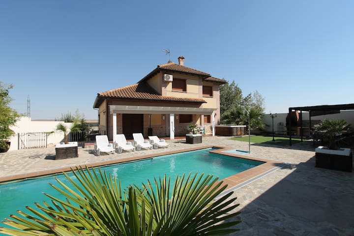 Casa Jardin Del Valle. Tucasatemporal - Borox