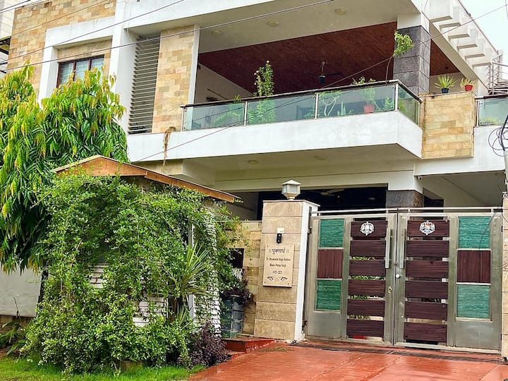 Luxurious Villa With All Amenities And A Caretaker - Jaipur