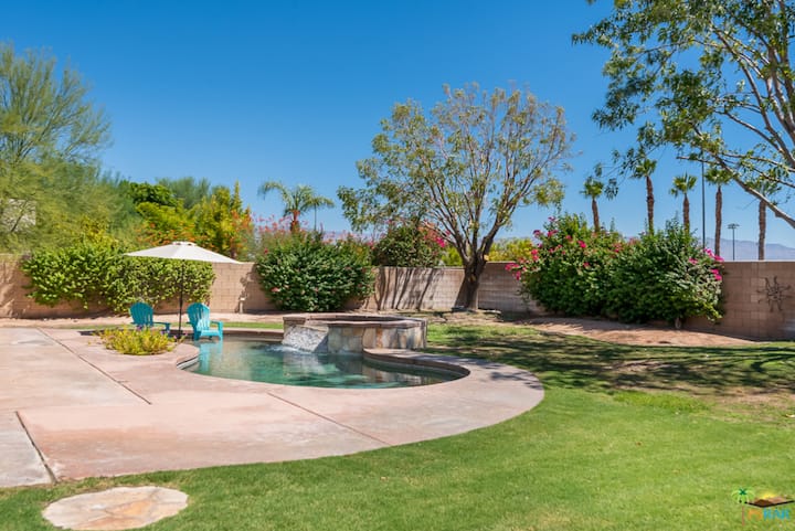 Spacious 3-bedroom Desert Home With Private Pool - Palm Desert, CA