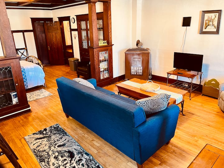 Silver Lining Historic Studio - Butte, MT