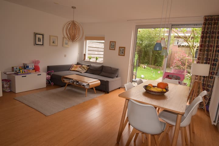 Cute Rooms In Lovely Diemen-amsterdam With Bikes - Amsterdam