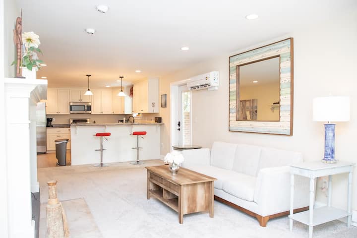 Luxury 2br Suite One Mile From Uva, Near Downtown - Charlottesville, VA