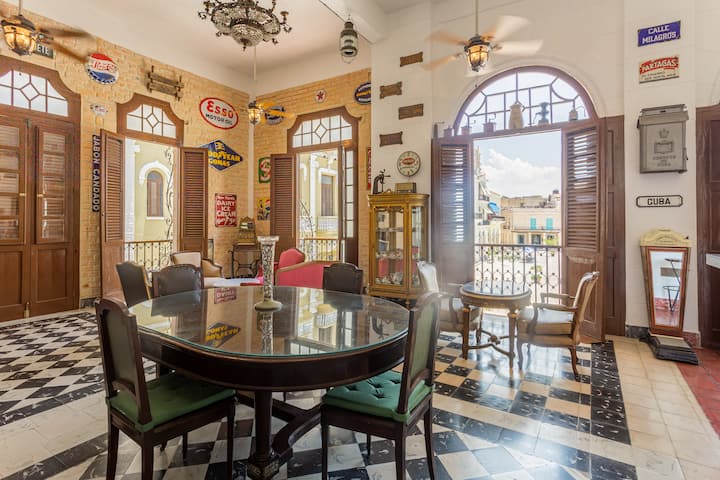 Historic Center House/plaza Vieja Views+free Wifi - Havana