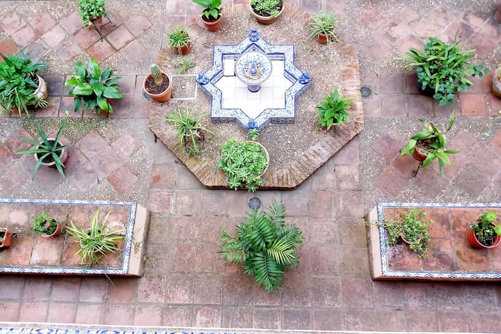 San Bernardo Lux+ Parking - Seville